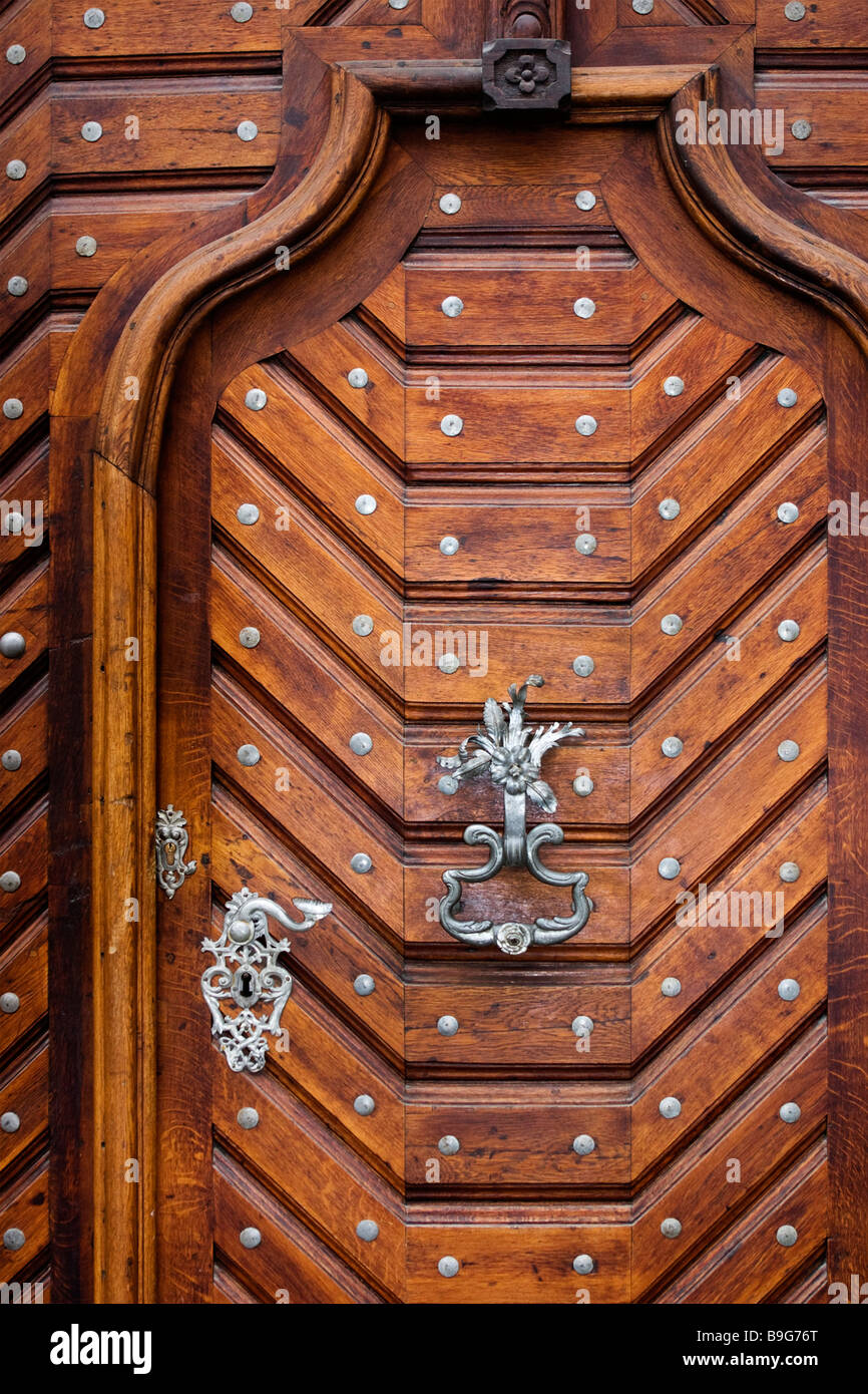 Medieval house door closeup Stock Photo - Alamy