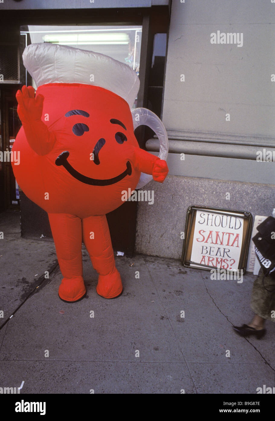 Kool aid ad hi-res stock photography and images - Alamy