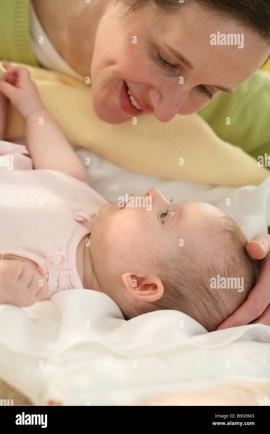 Look at mother baby touch tenderness 30-40 years 5 months broached ...