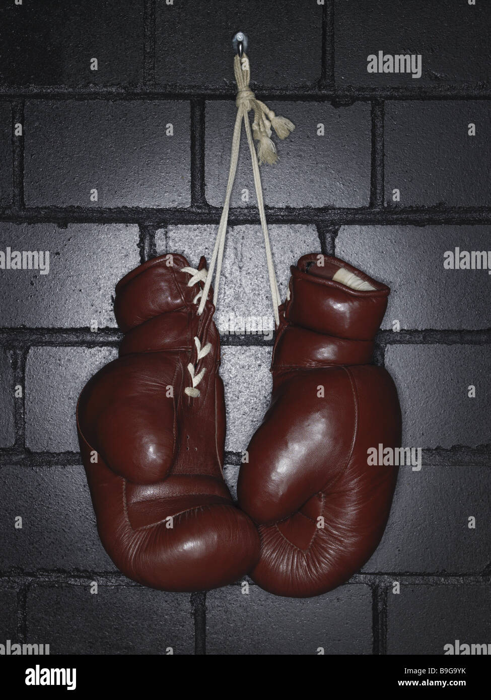 Cast off task hung up hi-res stock photography and images - Alamy