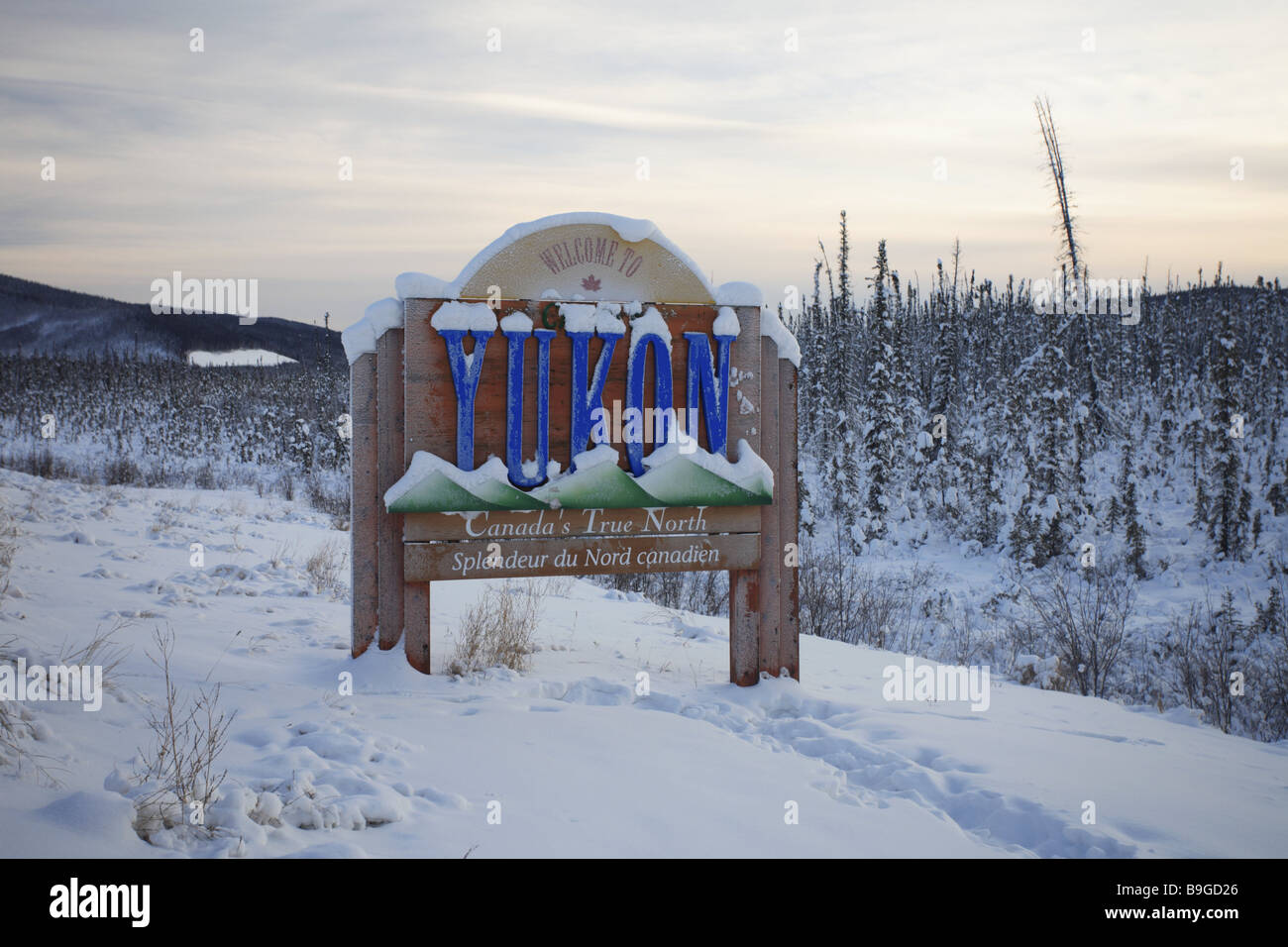 Welcome yukon territory canada sign hi-res stock photography and images ...