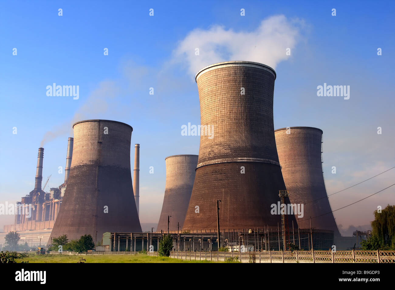 Power plant emissions Stock Photo - Alamy