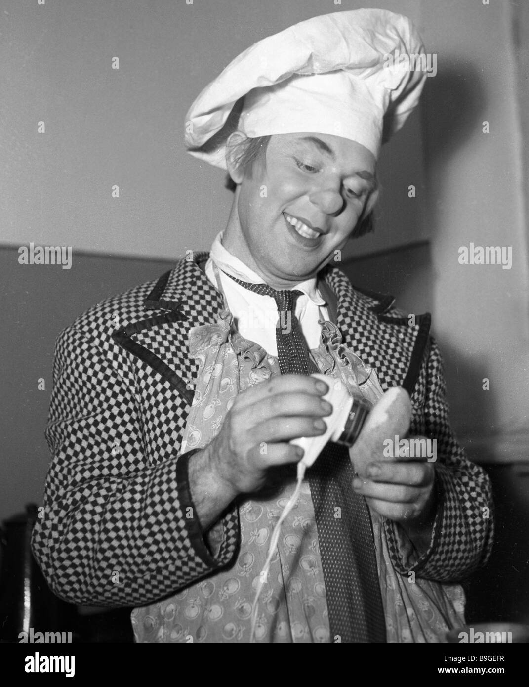 Moscow circus artist clown Oleg Popov Stock Photo - Alamy