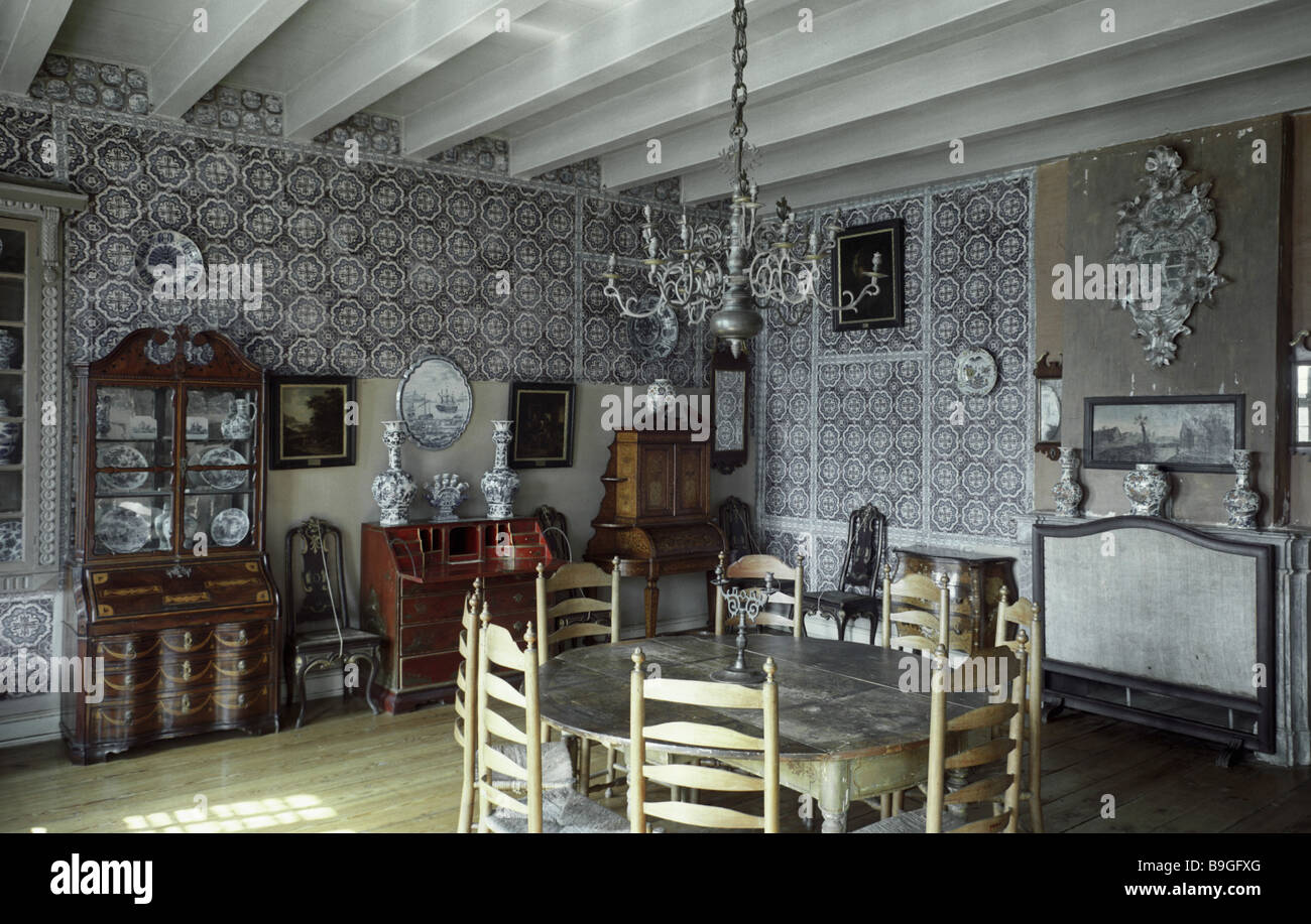 Dutch House hall in Kuskovo Estate Museum Stock Photo - Alamy
