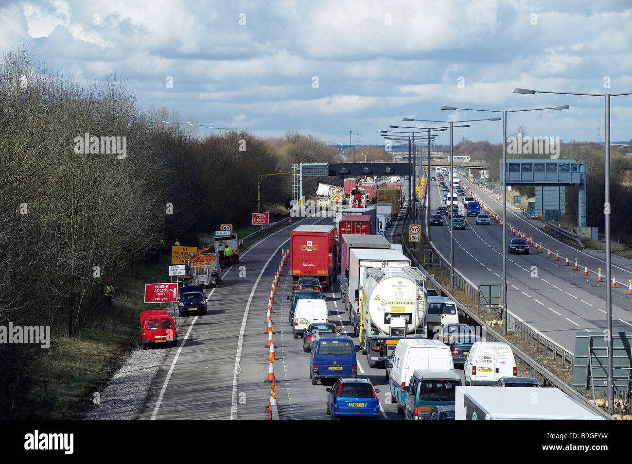 Road traffic accident on the M42/M6 Link road, near Birmingham Stock ...