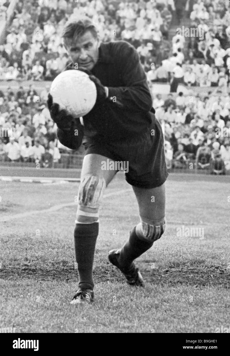 Goalkeeper Lev Yashin High Resolution Stock Photography and Images - Alamy