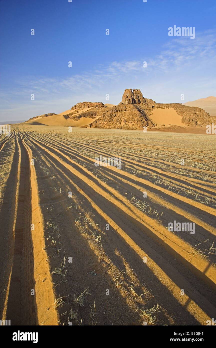 Africa Libya Jabal Akakus lanes desert-sand Africa Akakus lanes ...