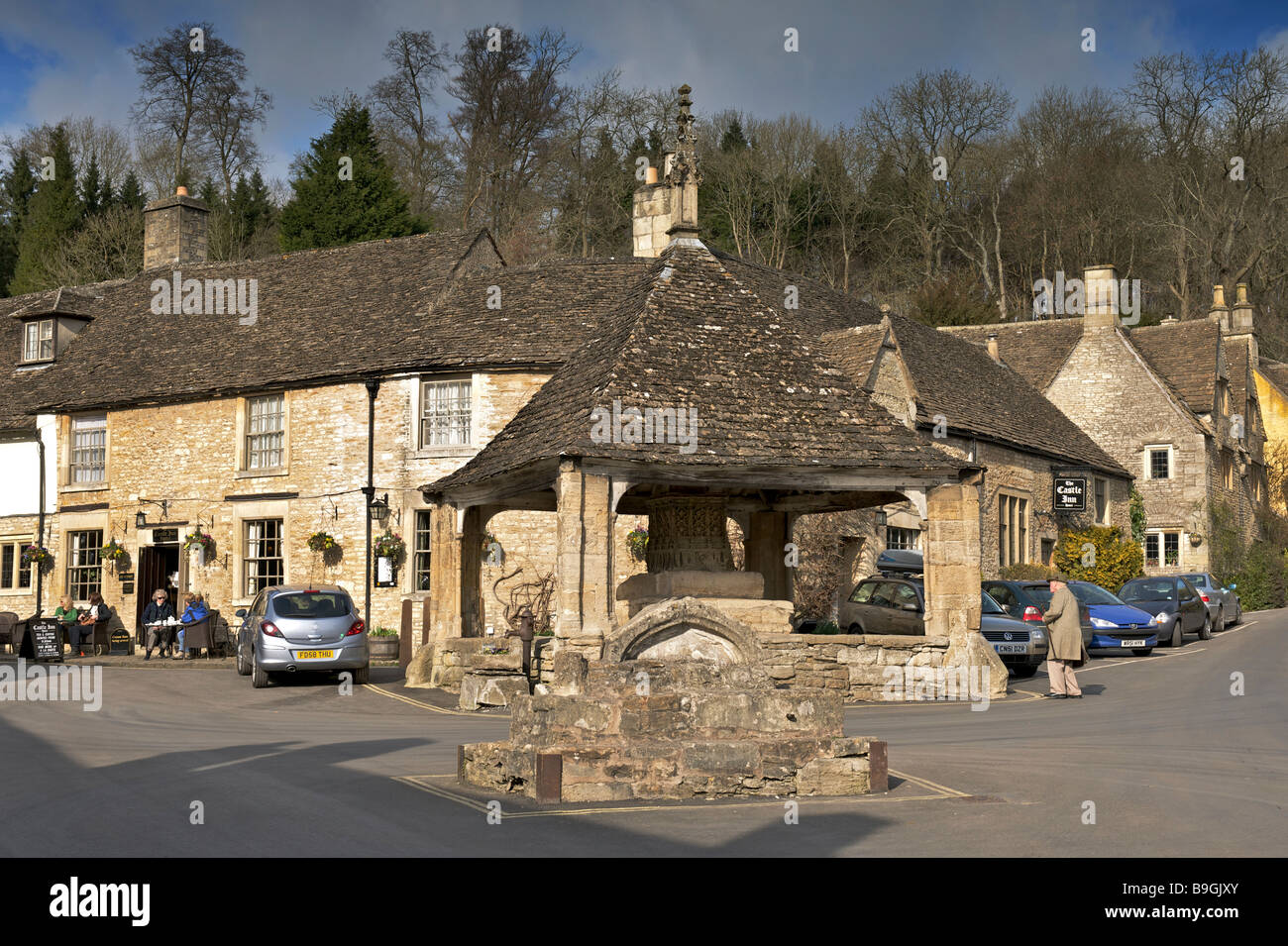 Coombe road hi-res stock photography and images - Alamy