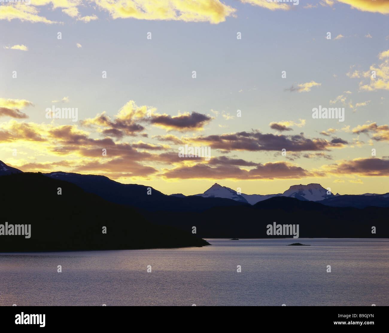 Chile Patagonia Torres Del Paine national-park brine Pehoe heaven ...