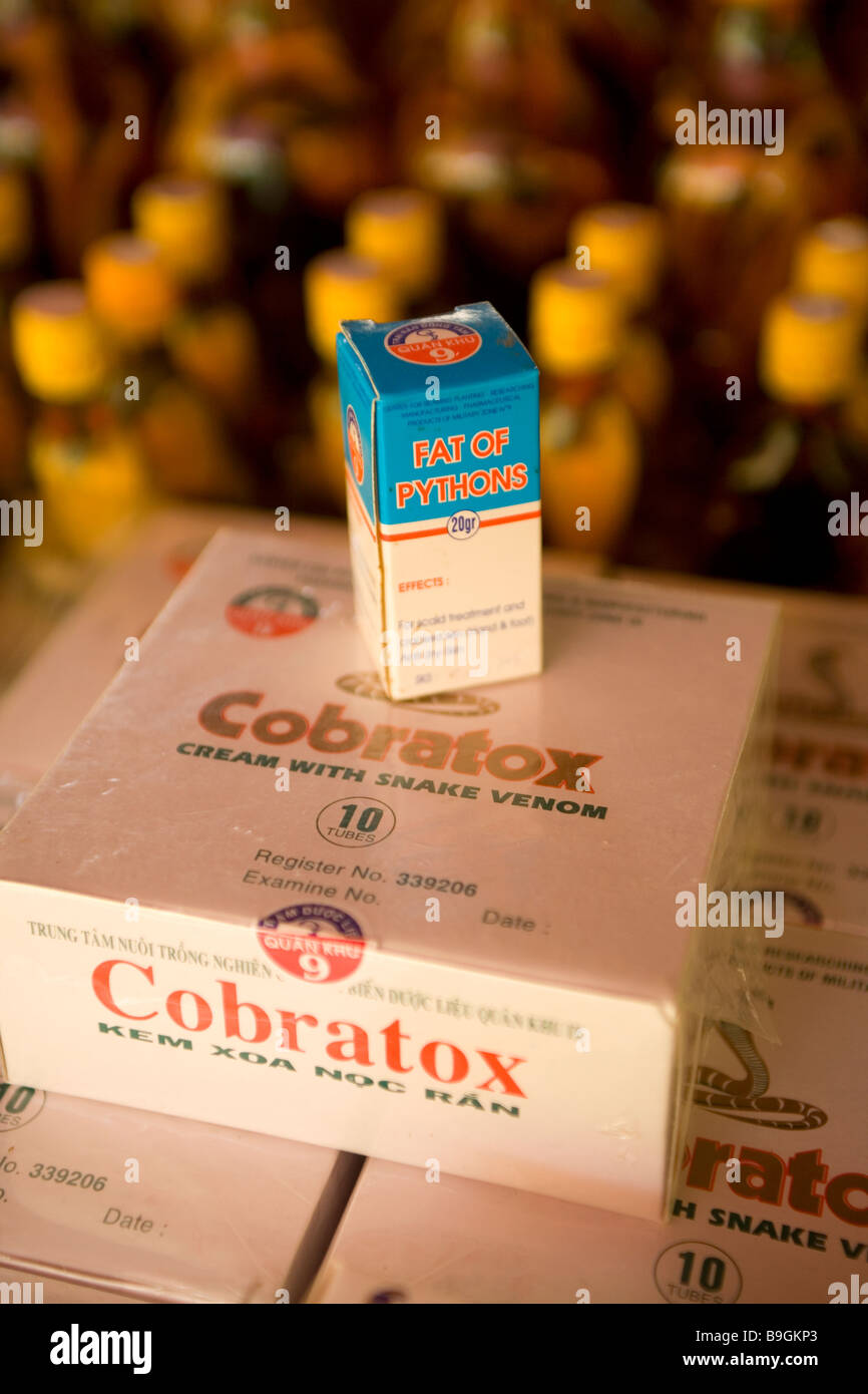 Snake venom hi-res stock photography and images - Alamy