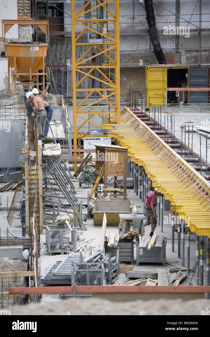 Building site workers Stock Photo - Alamy