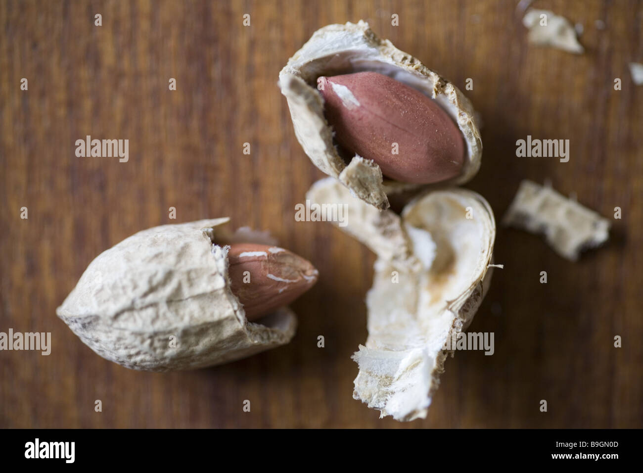 Close up of an opened peanut hi-res stock photography and images - Alamy