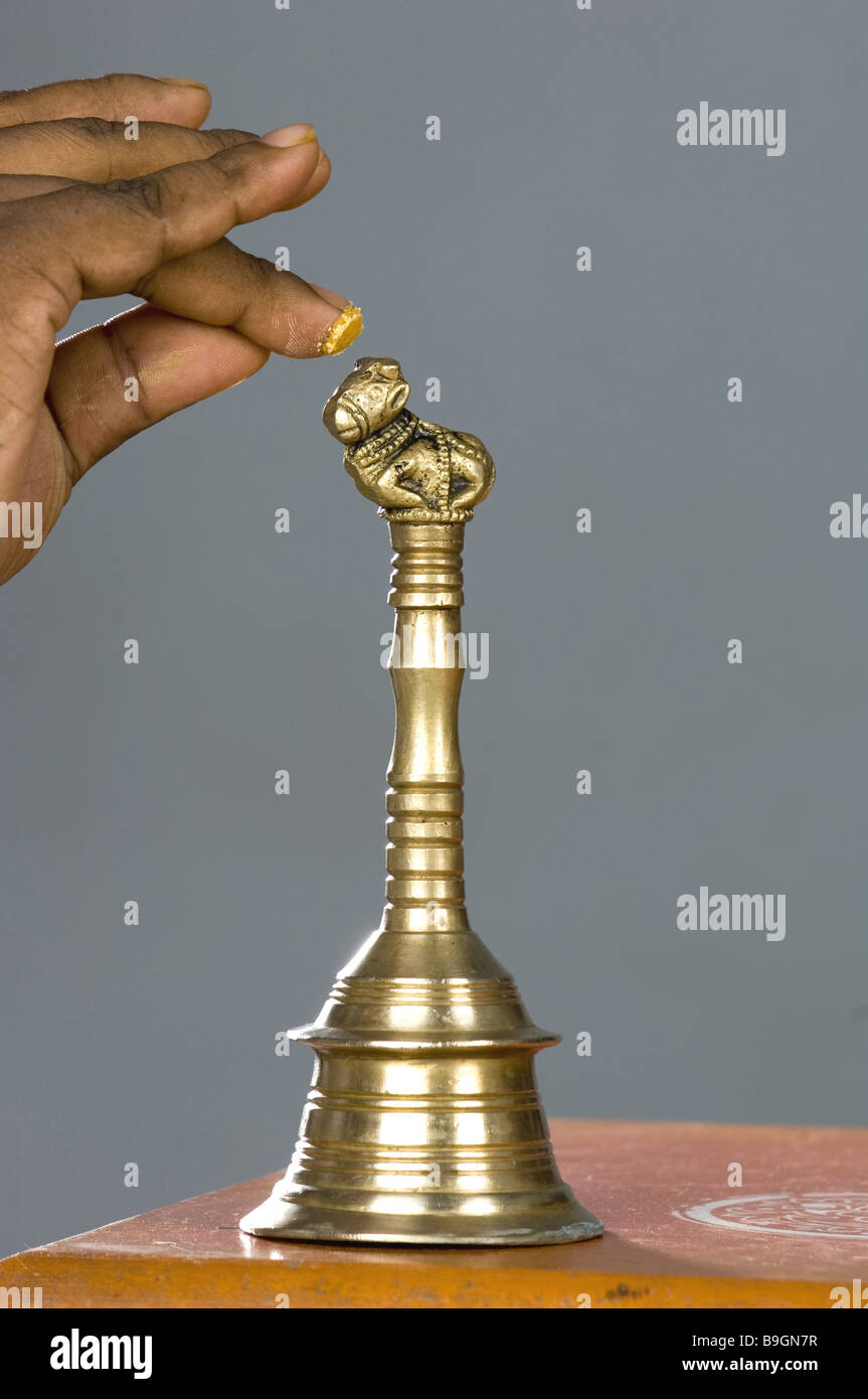 India priests detail hand bell sandalwood-paste belief blesses religion ...