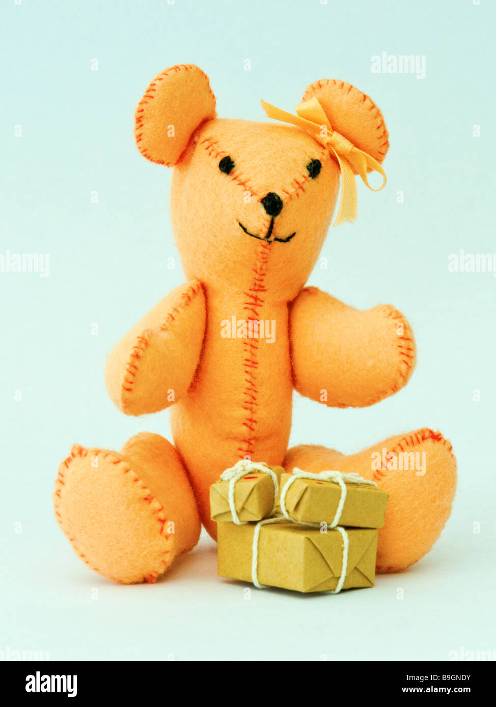 Miniature teddy bear with parcels (Mini Bear Collection Stock Photo - Alamy