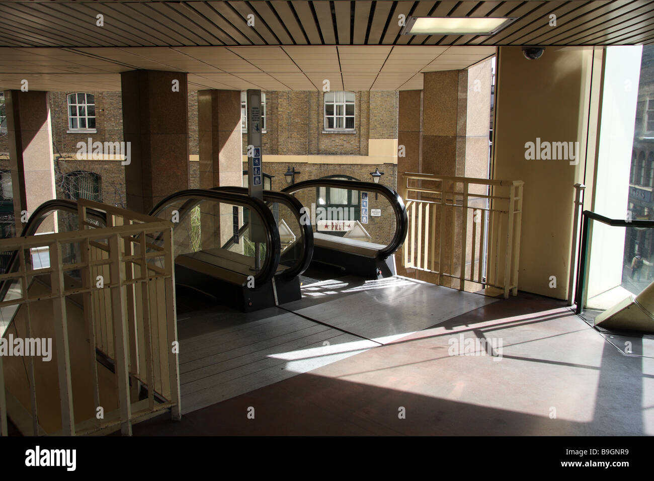 london england uk escalators modern architecture walk signs Stock Photo ...