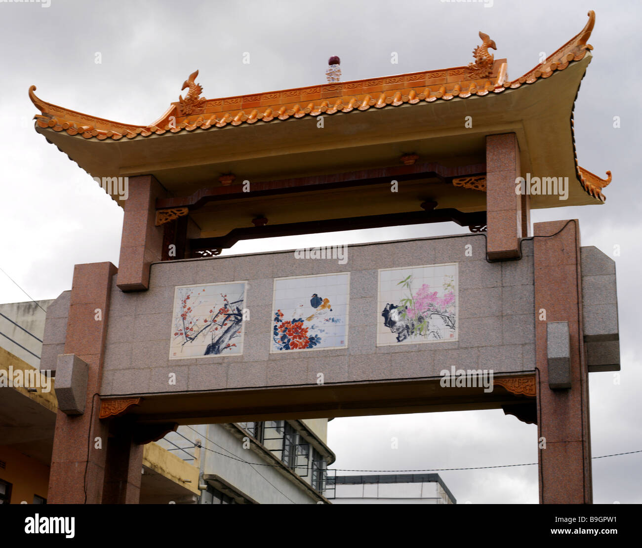 Port Louis Mauritius Arch in Chinatown Stock Photo - Alamy