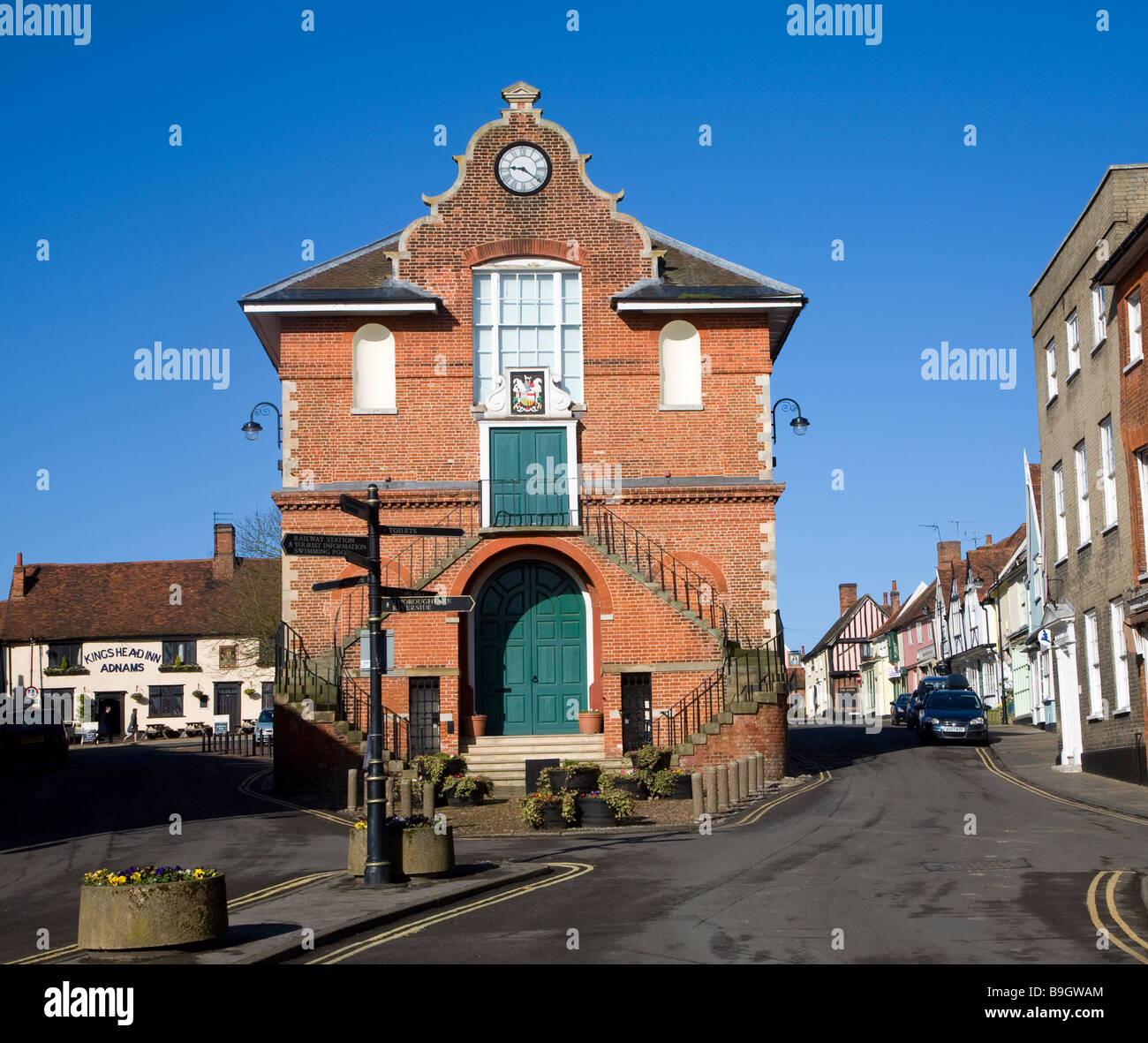 Woodbridge Town Hall Suffolk England Stock Photos & Woodbridge Town ...