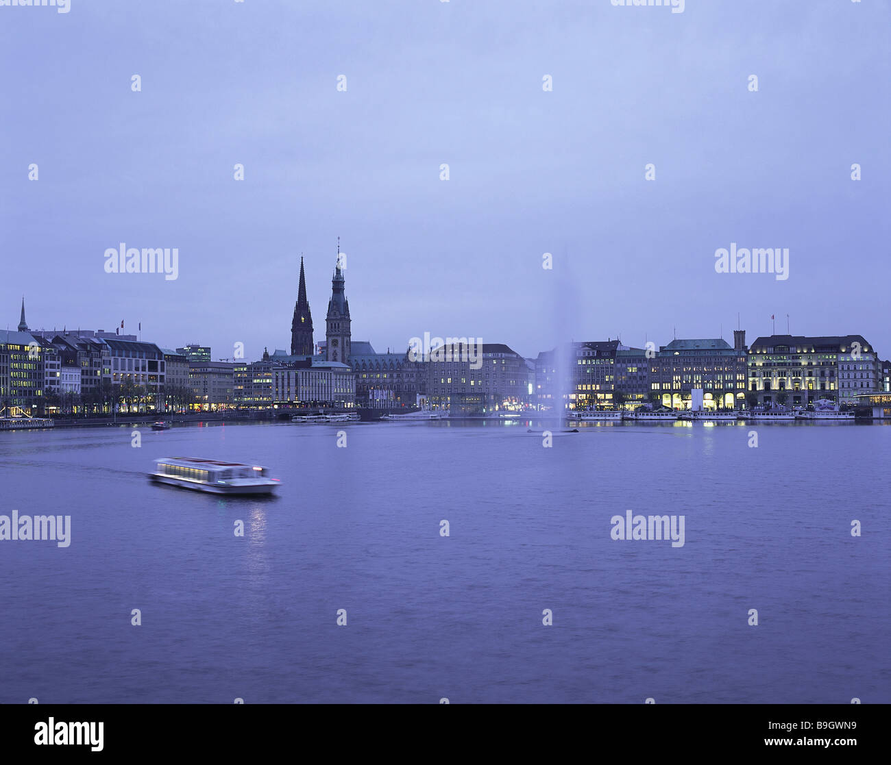 Ballindamm dam inner alster hi-res stock photography and images - Alamy