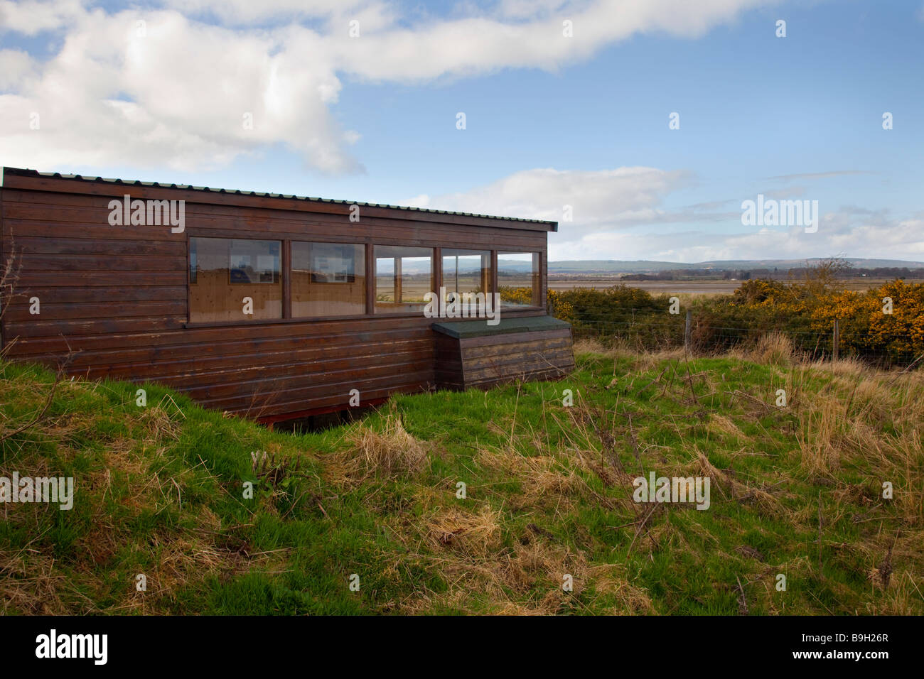 Birdwatching hide, wildlife, nature, bird, animal, ornithology at RSPB ...