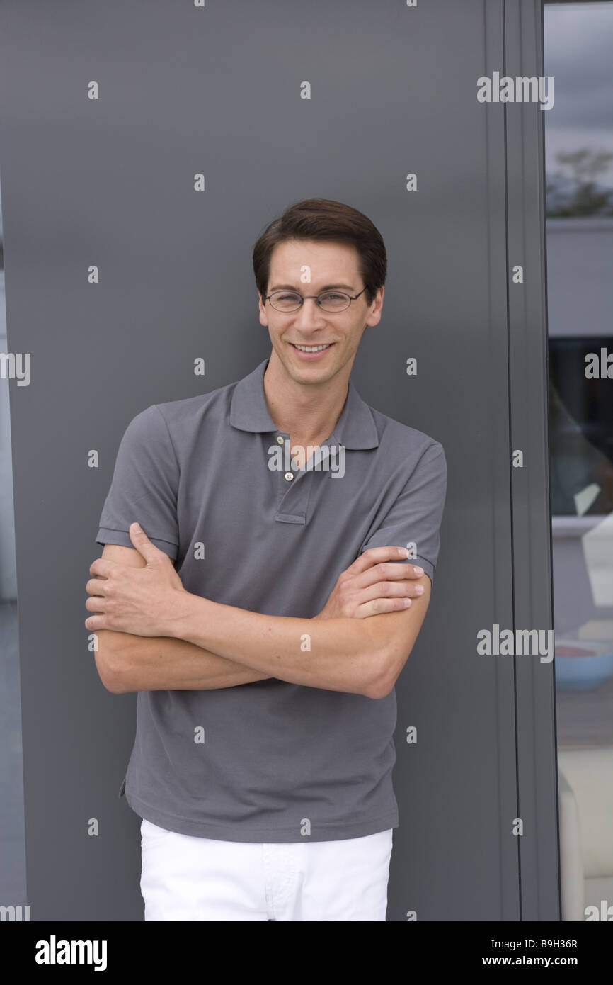 Poor old mens hi-res stock photography and images - Alamy