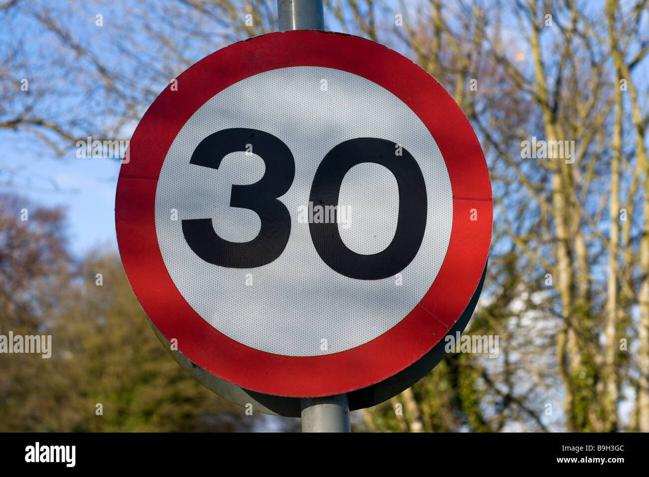 30 Mph Stock Photos & 30 Mph Stock Images - Alamy
