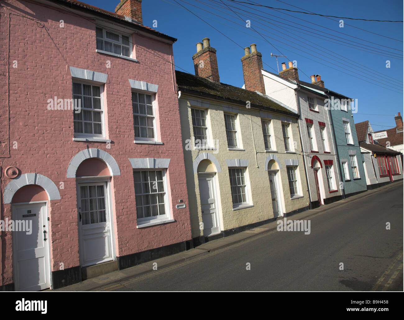 Old terraced houses hi-res stock photography and images - Alamy