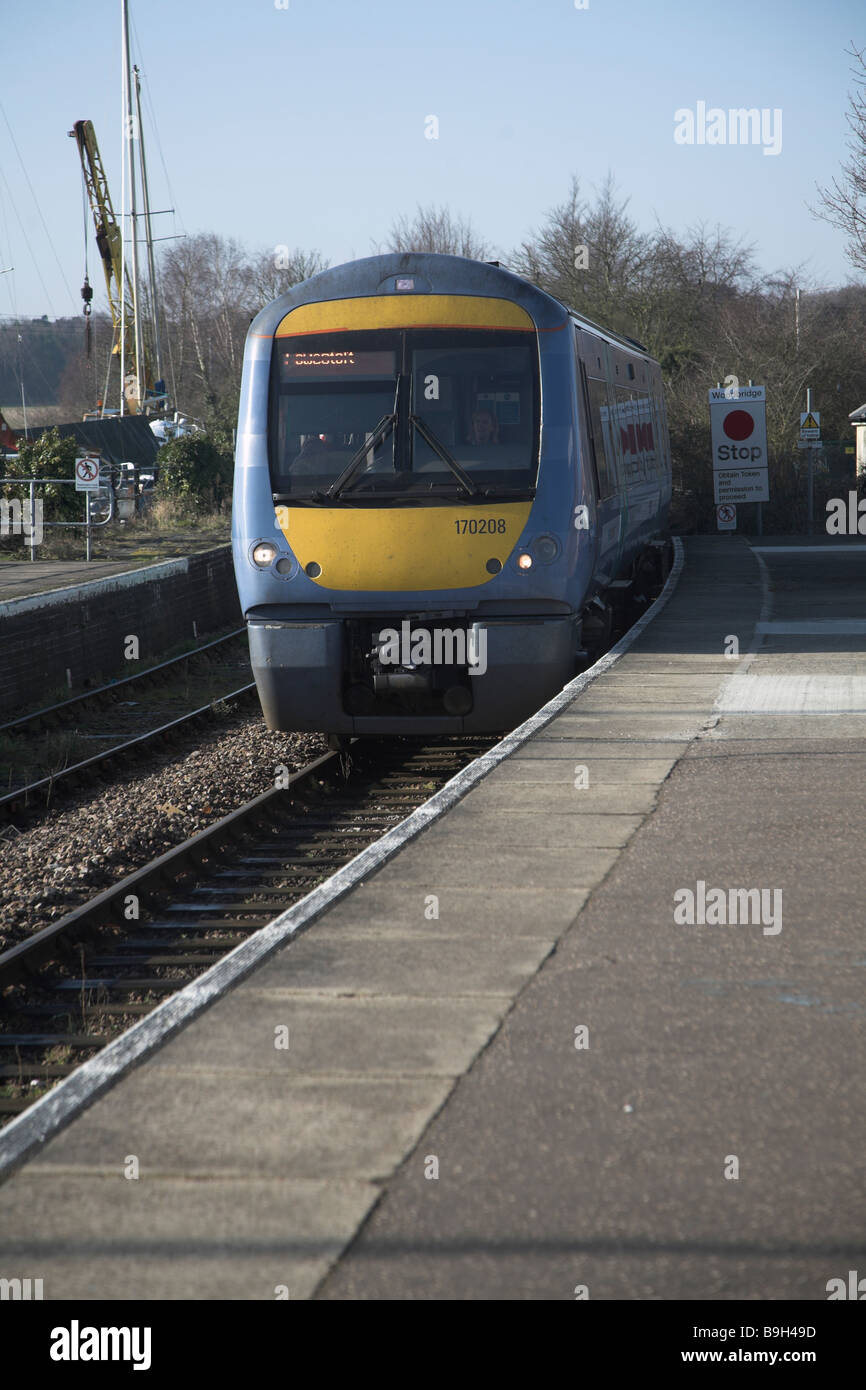 Class 170 Turbo star diesel train approaching platform Woodbridge ...