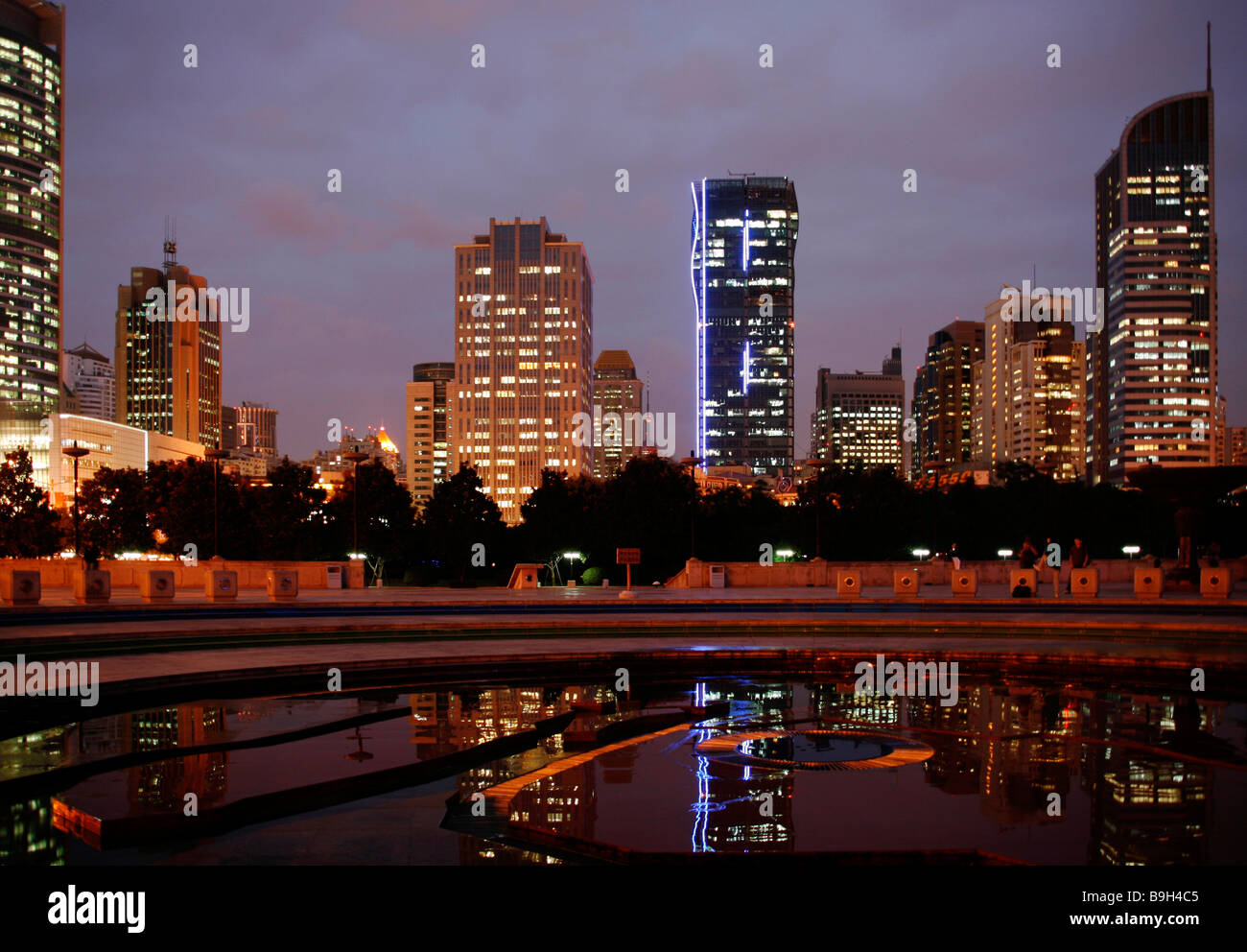 Shanghai people’s square hi-res stock photography and images - Alamy