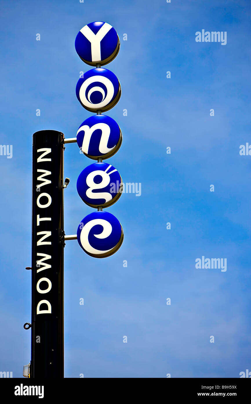 Yonge street sign hi-res stock photography and images - Alamy