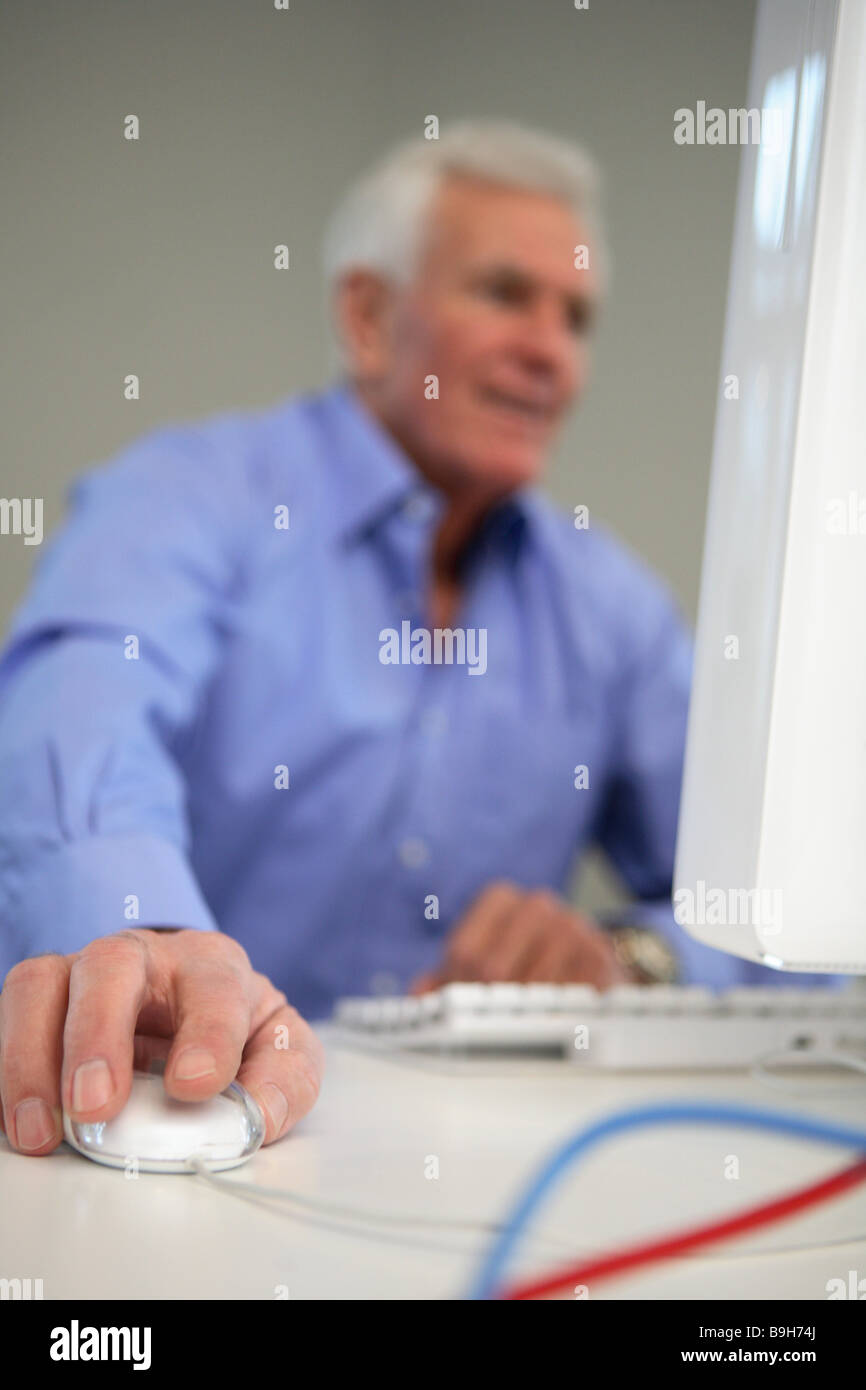 People seniors hi-res stock photography and images - Alamy