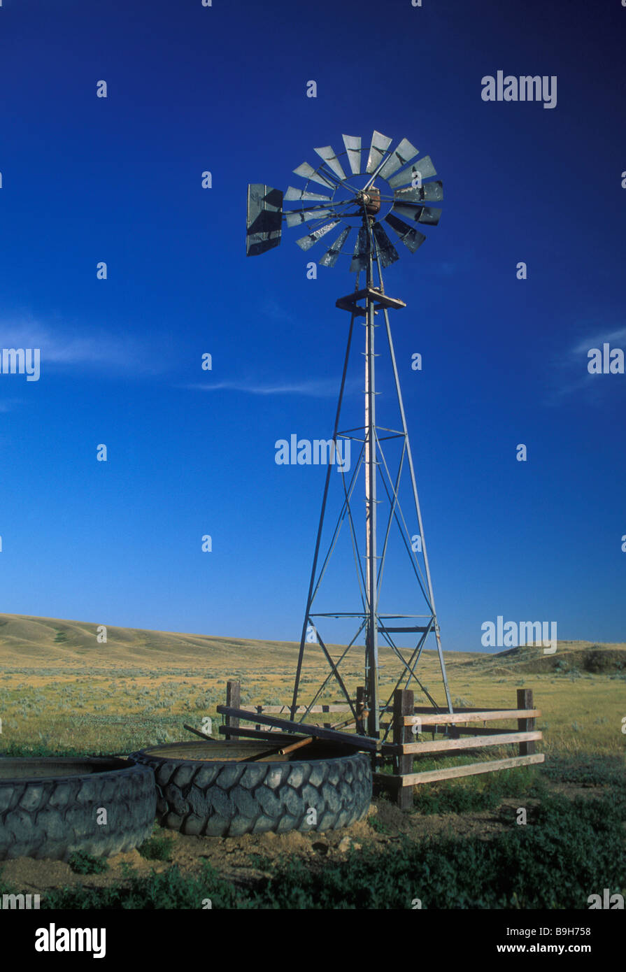 An old windmill on the prairies in southern Saskatchewan, Canada Stock ...