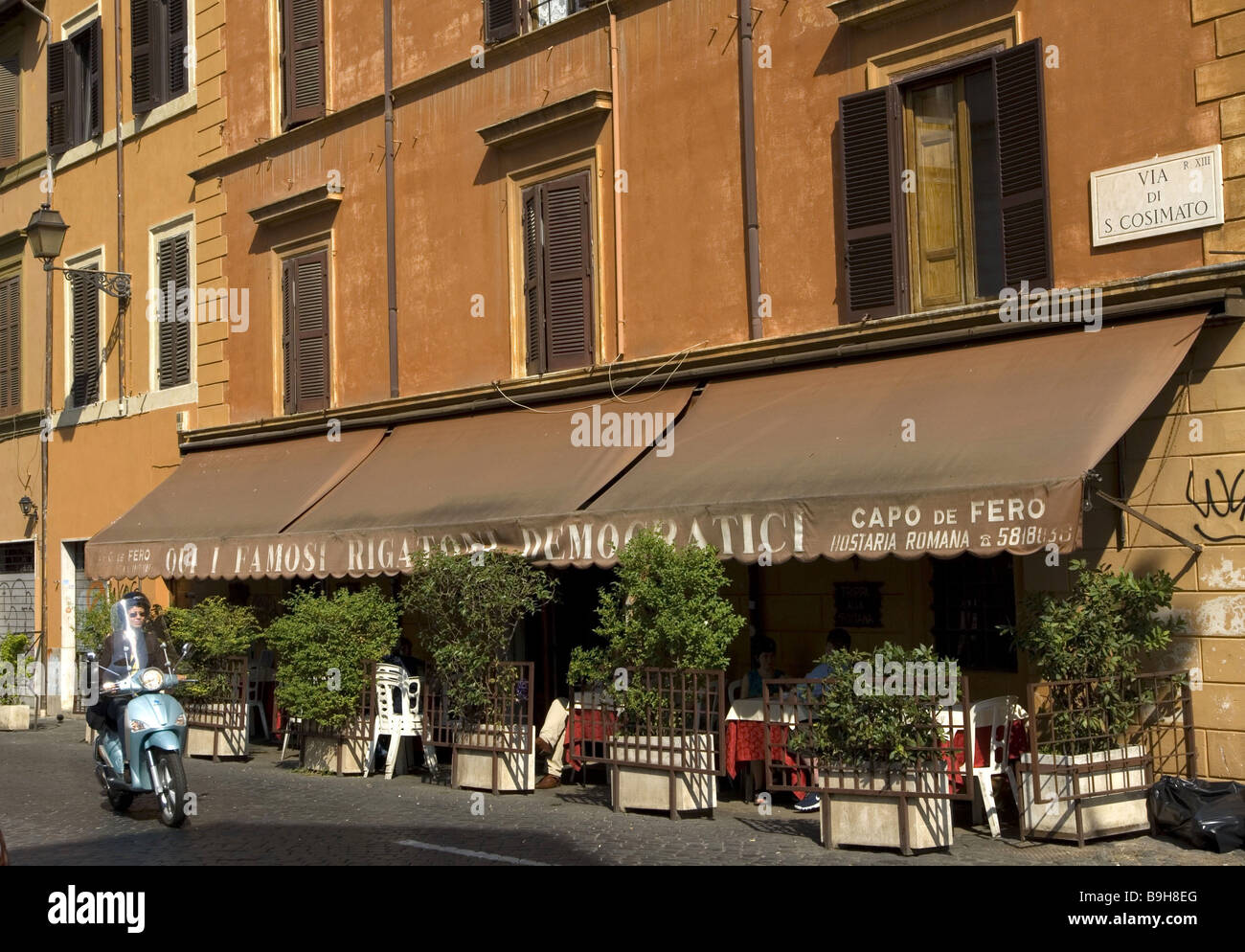 Italy Rome Trastevere restaurant outside Stock Photo - Alamy