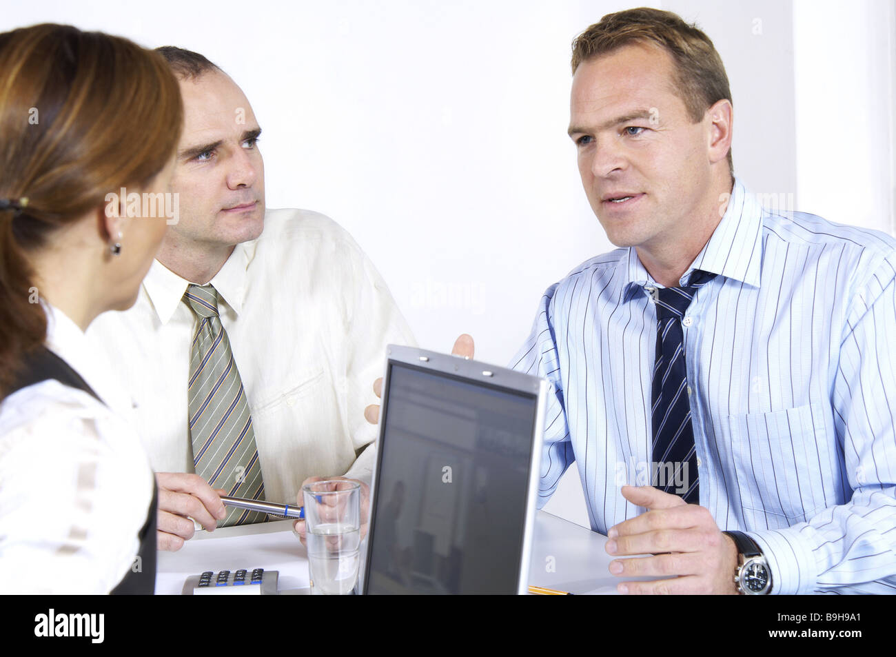 Office business people laptop discussion detail series people 40-50 ...