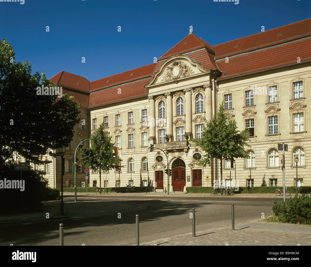 Court of audit germany hi-res stock photography and images - Alamy