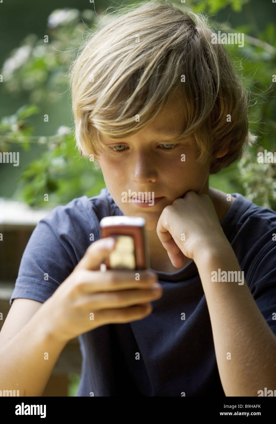 boy cell phone portrait Stock Photo - Alamy