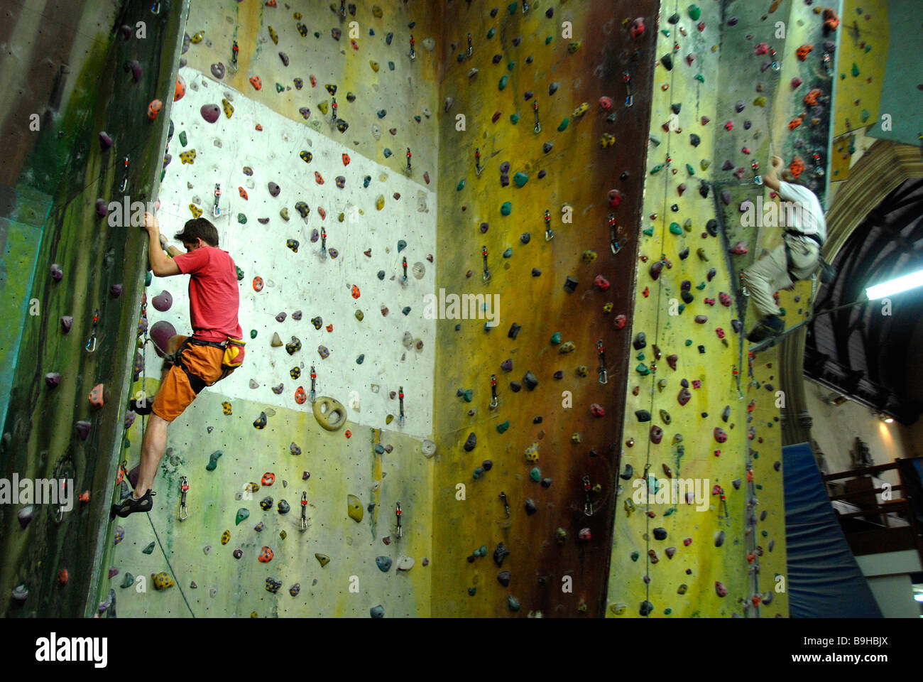 Rock climbing inside uk hi-res stock photography and images - Alamy