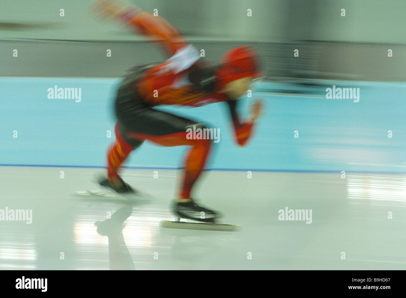 Woman speed skating movement-fuzziness Stock Photo - Alamy