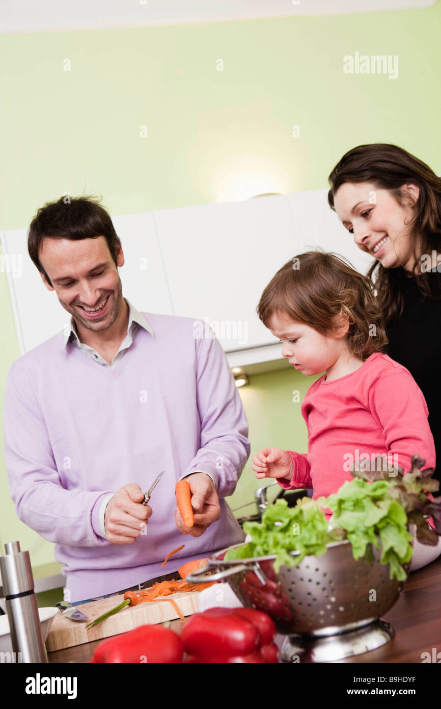 Family cooking together Stock Photo - Alamy