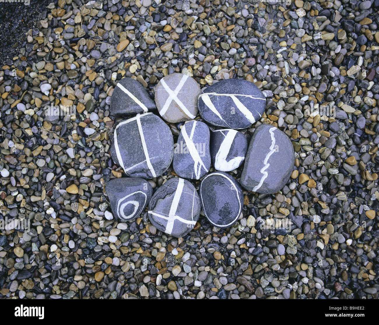 Shingle stones pattern lines pebbles river-shingle round ground gray ...