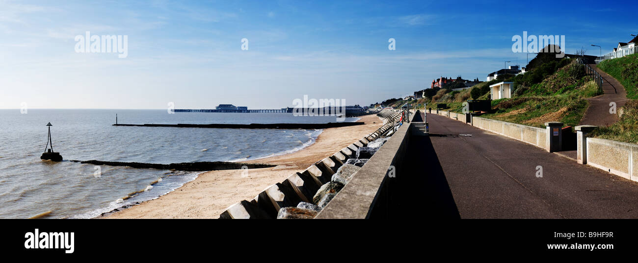 Clacton beach clacton on sea hi-res stock photography and images - Alamy