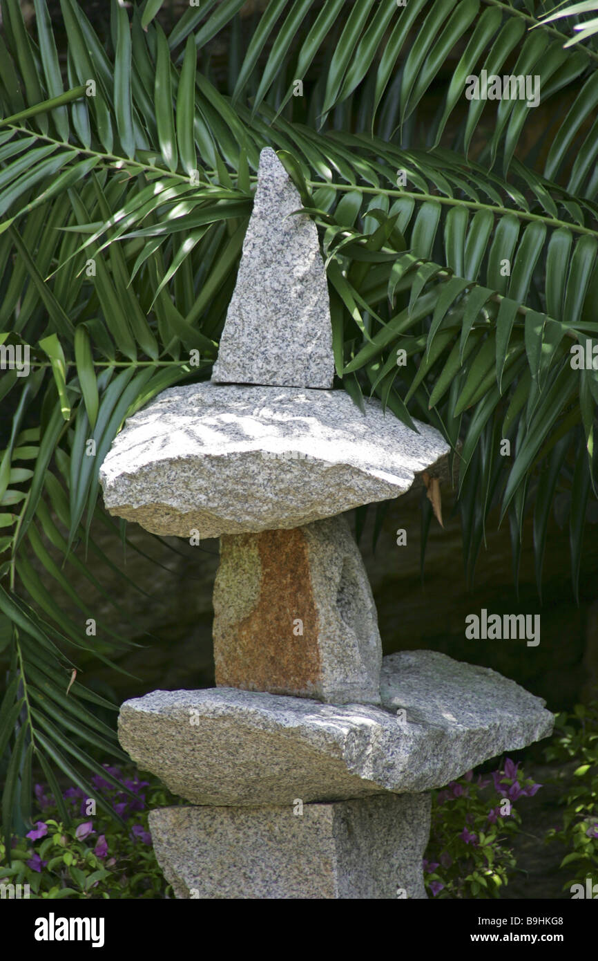 Thailand Nong Nooch Village Tropical guards stone-sculpture ...