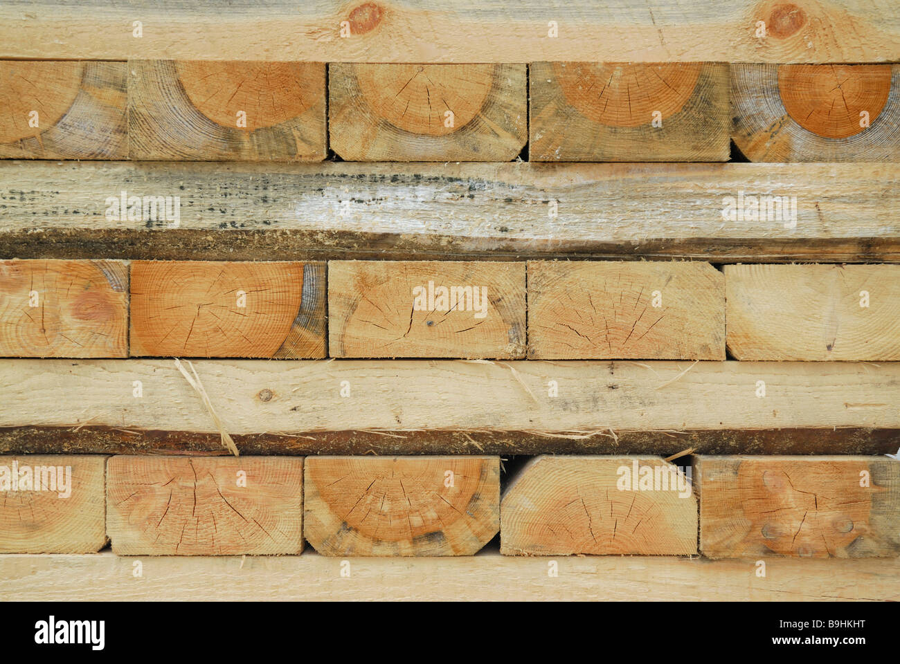 Stacked construction timber, 2-by-4, full frame Stock Photo - Alamy