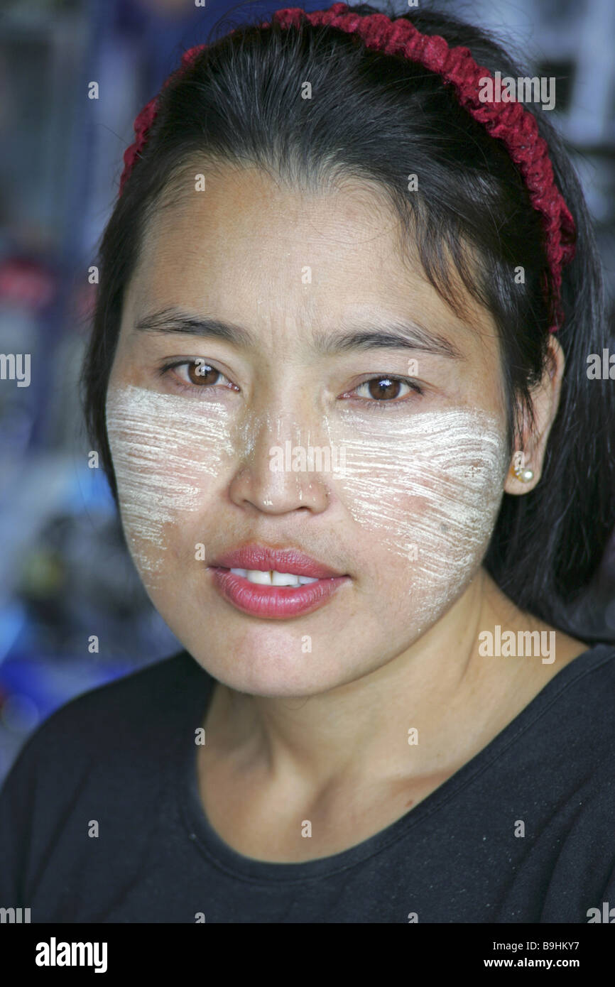 North-Thailand golden triangle woman face-painting portrait Asians ...