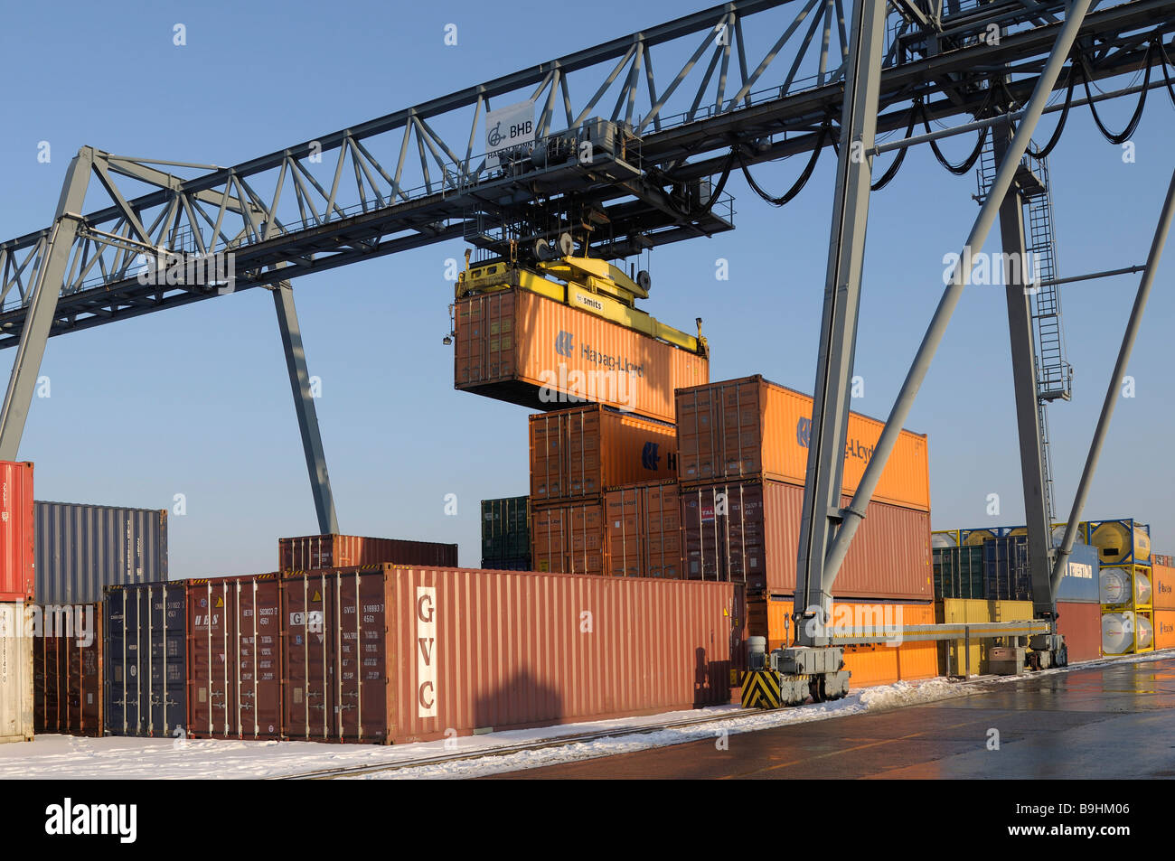 Container handling via portainer, 40 foot container being lifted, Bonn ...