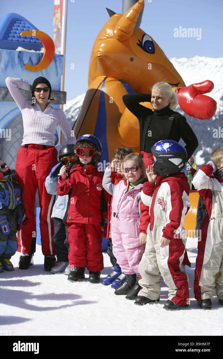 Children ski course ski-track ski-school ski-teacher Beginners ...