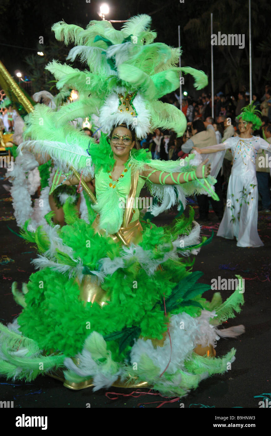 Portugal island Madeira funchal carnival parade dancers outfits ...