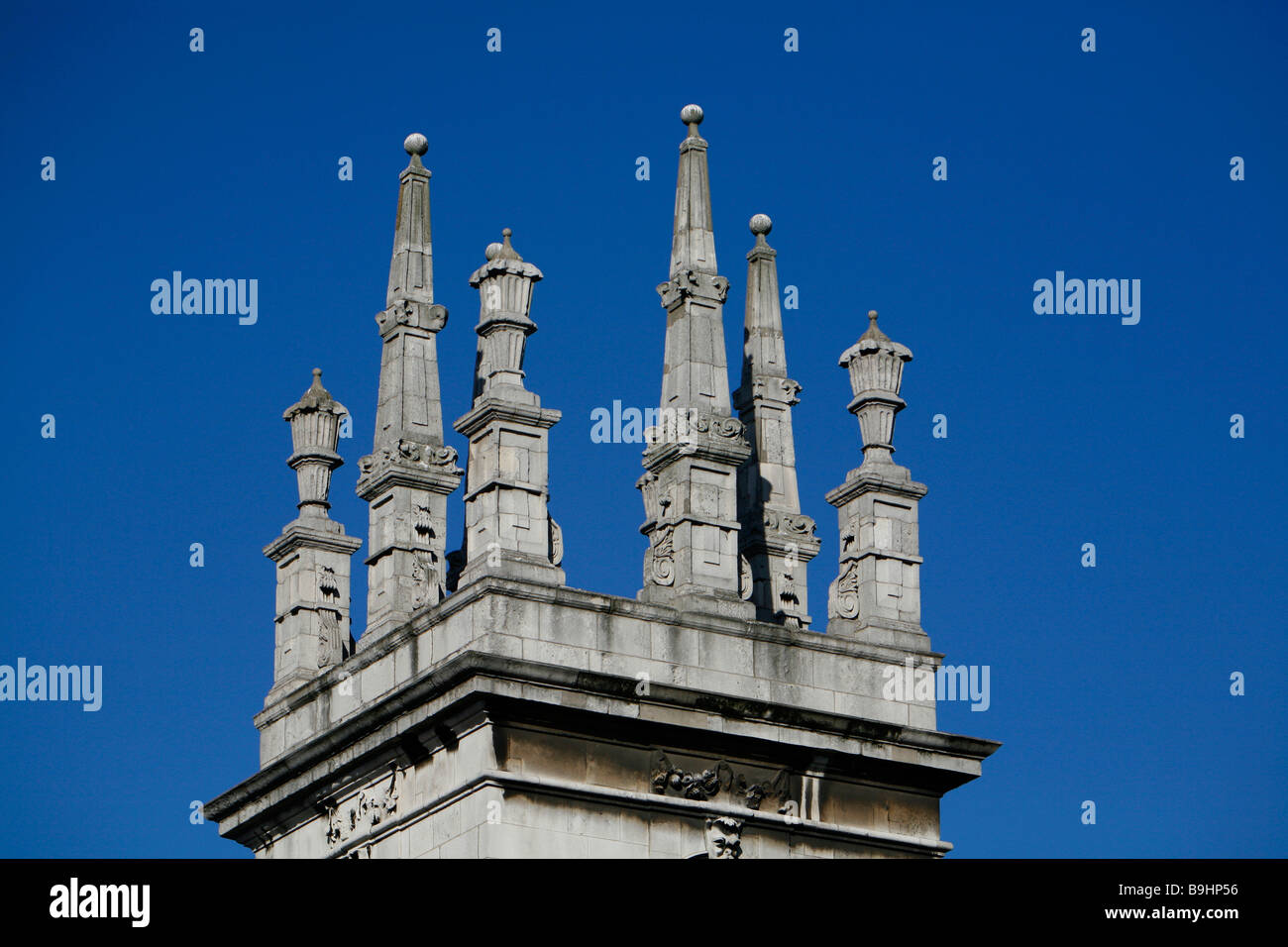 Pinnacles on top of the tower of St Mary Somerset church on Upper ...