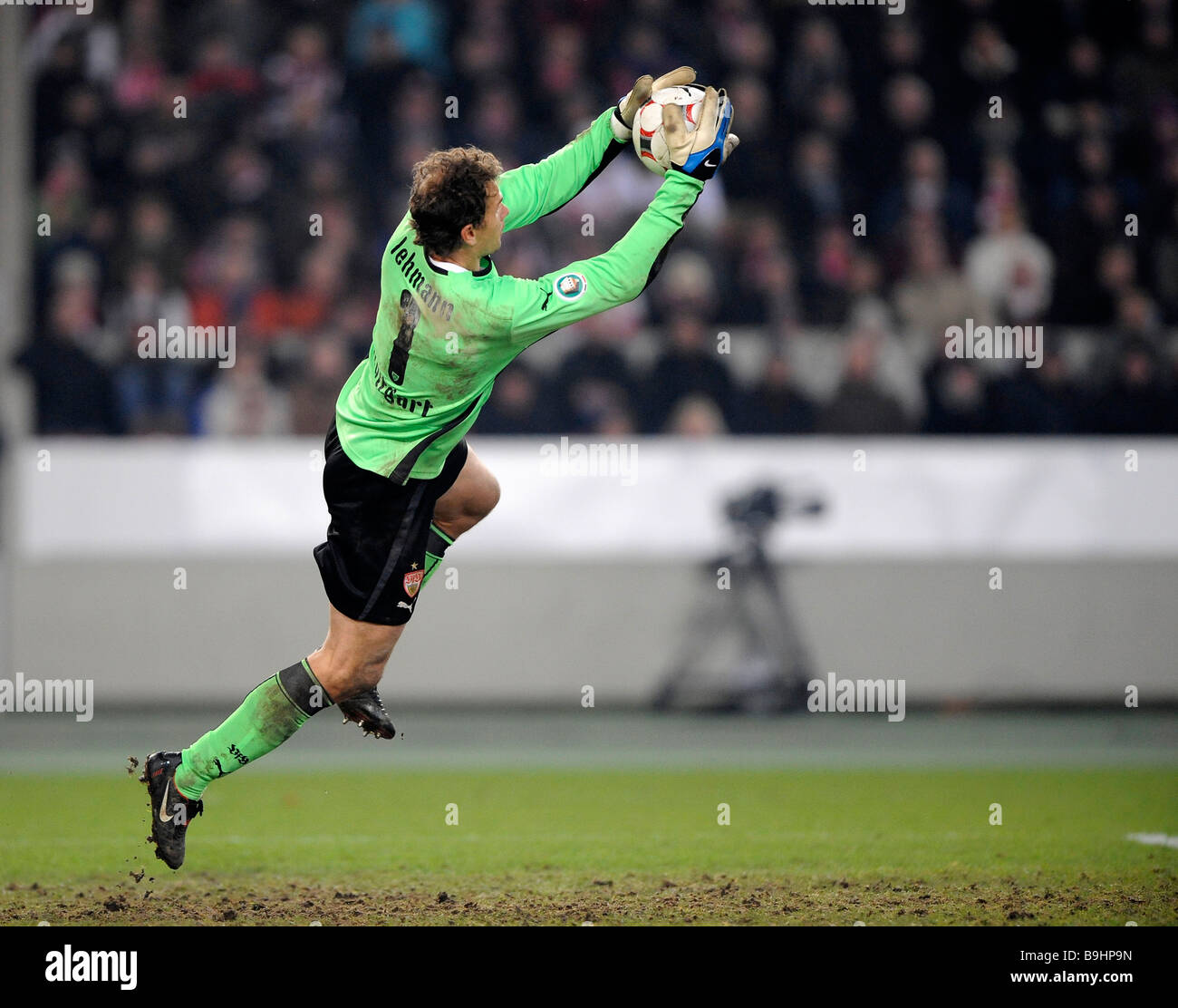 Jens Lehmann, goal keeper, VfB Stuttgart, saving a shot Stock Photo - Alamy