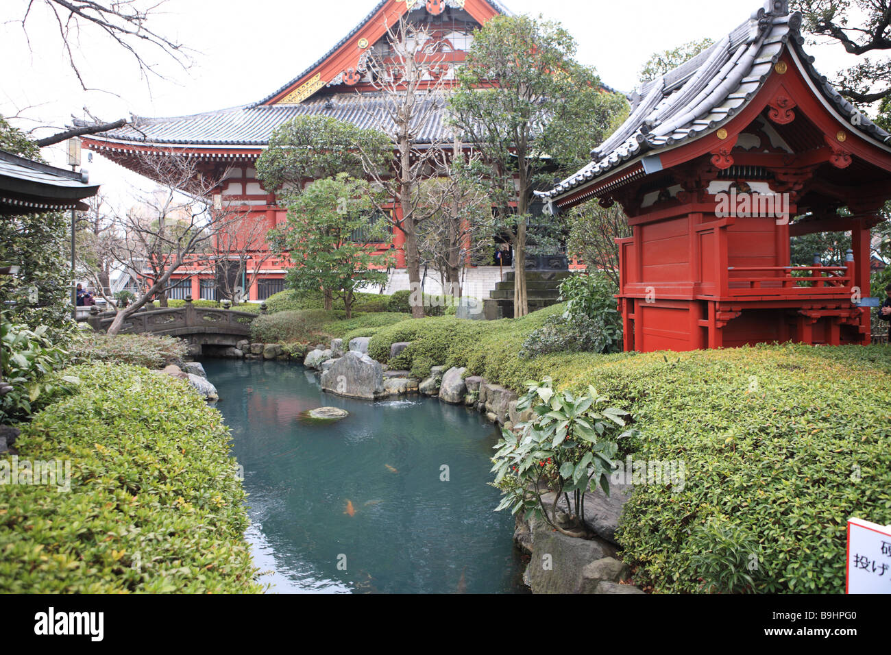 Traditional architecture of Sensoji Temple, Tokyo, Japan Stock Photo ...