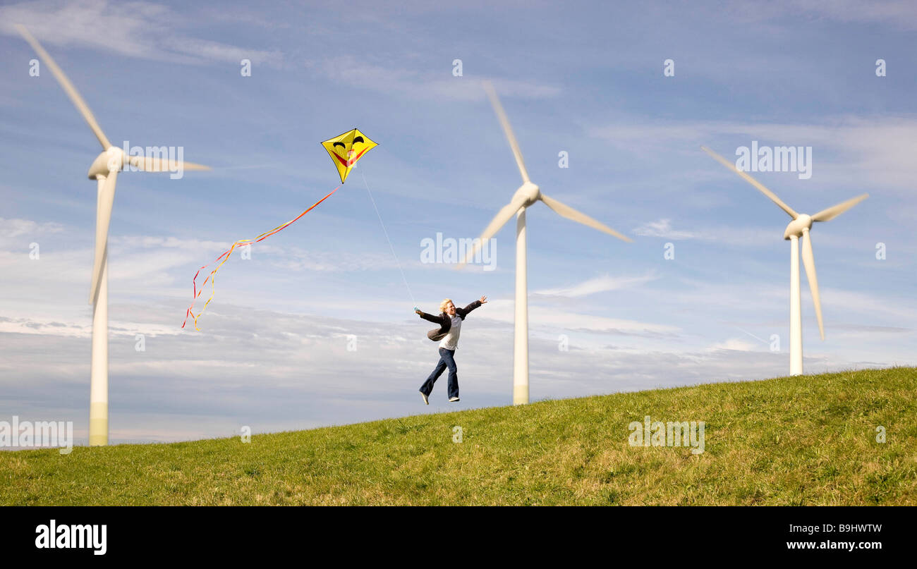 Kite wind turbine hi-res stock photography and images - Alamy